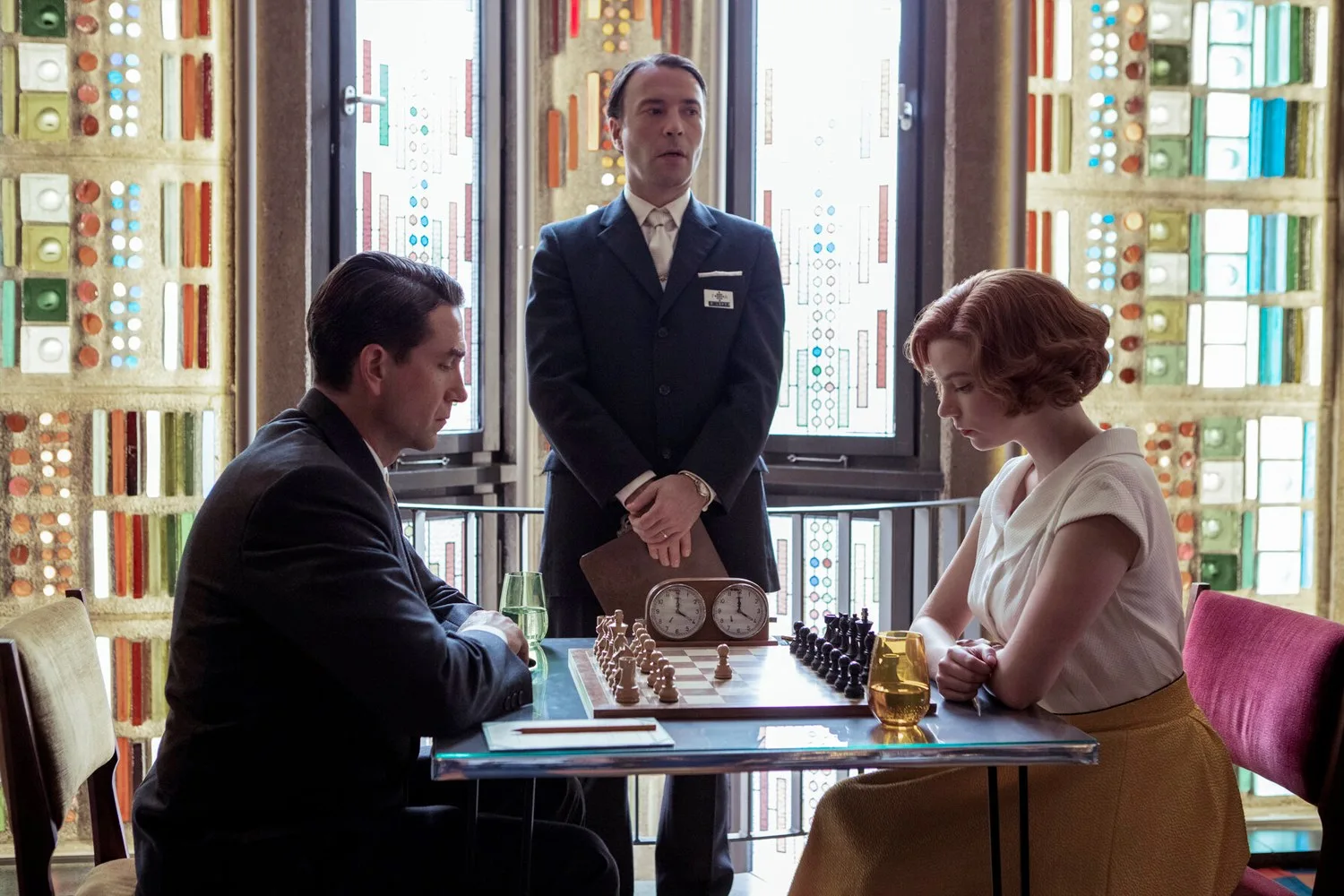 Netflix's 'The Queen's Gambit': The True Story Behind The Chess Prodigy ...