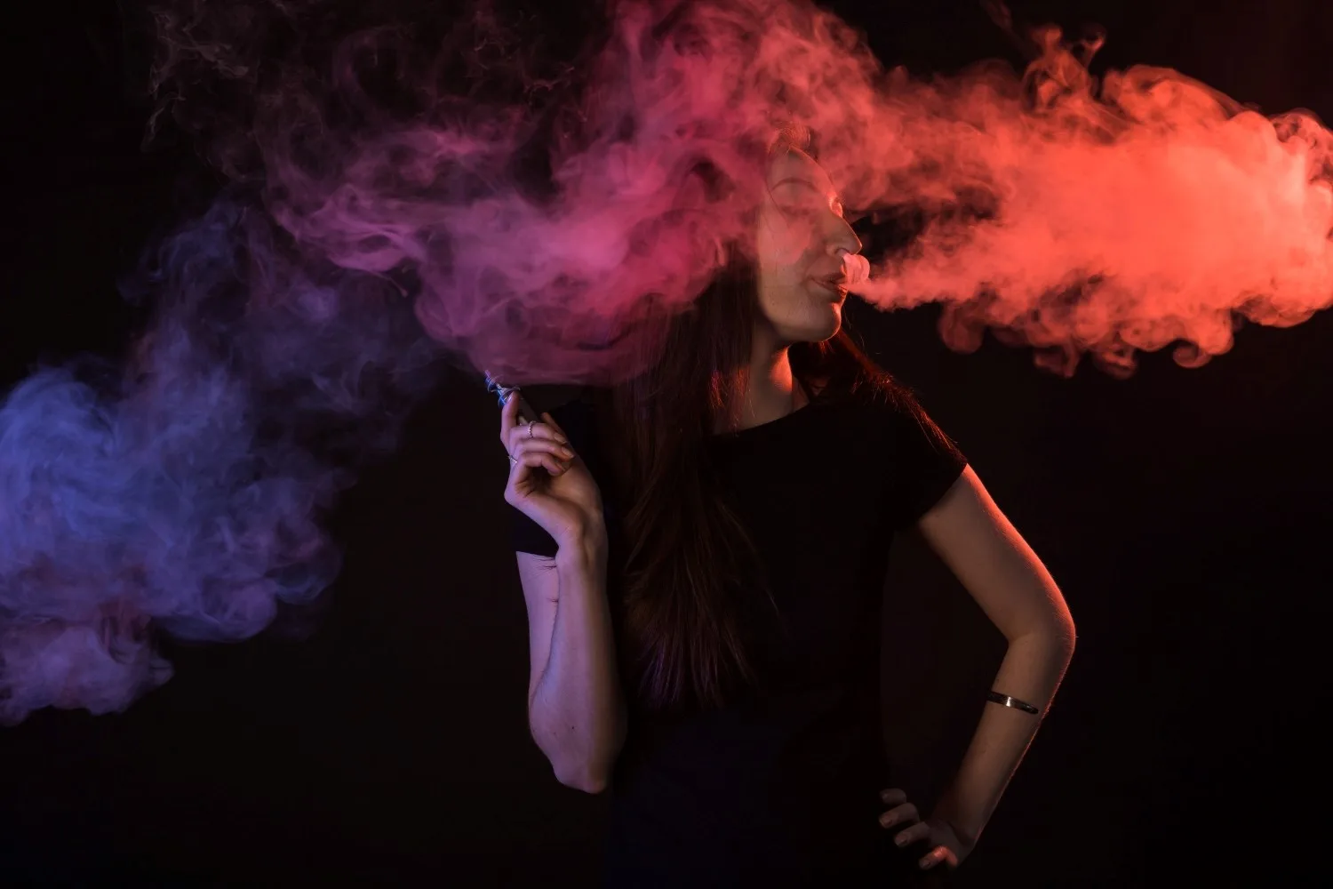 Why Are Smart Women Vaping Despite Health Warnings? An Investigation