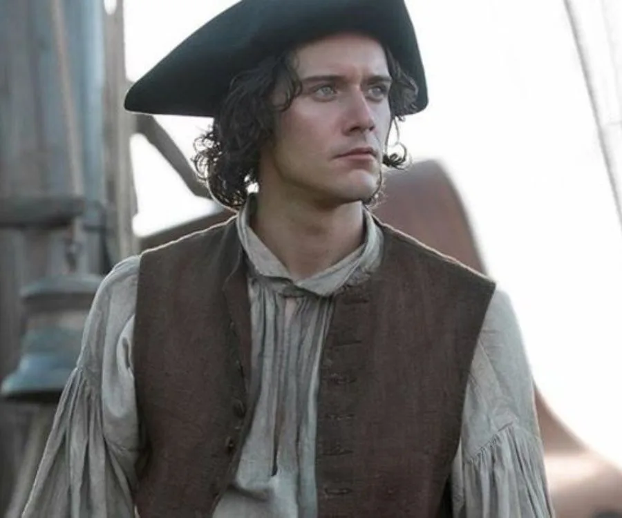 Outlander Cast: Character Guide And Backgrounds For Each Season