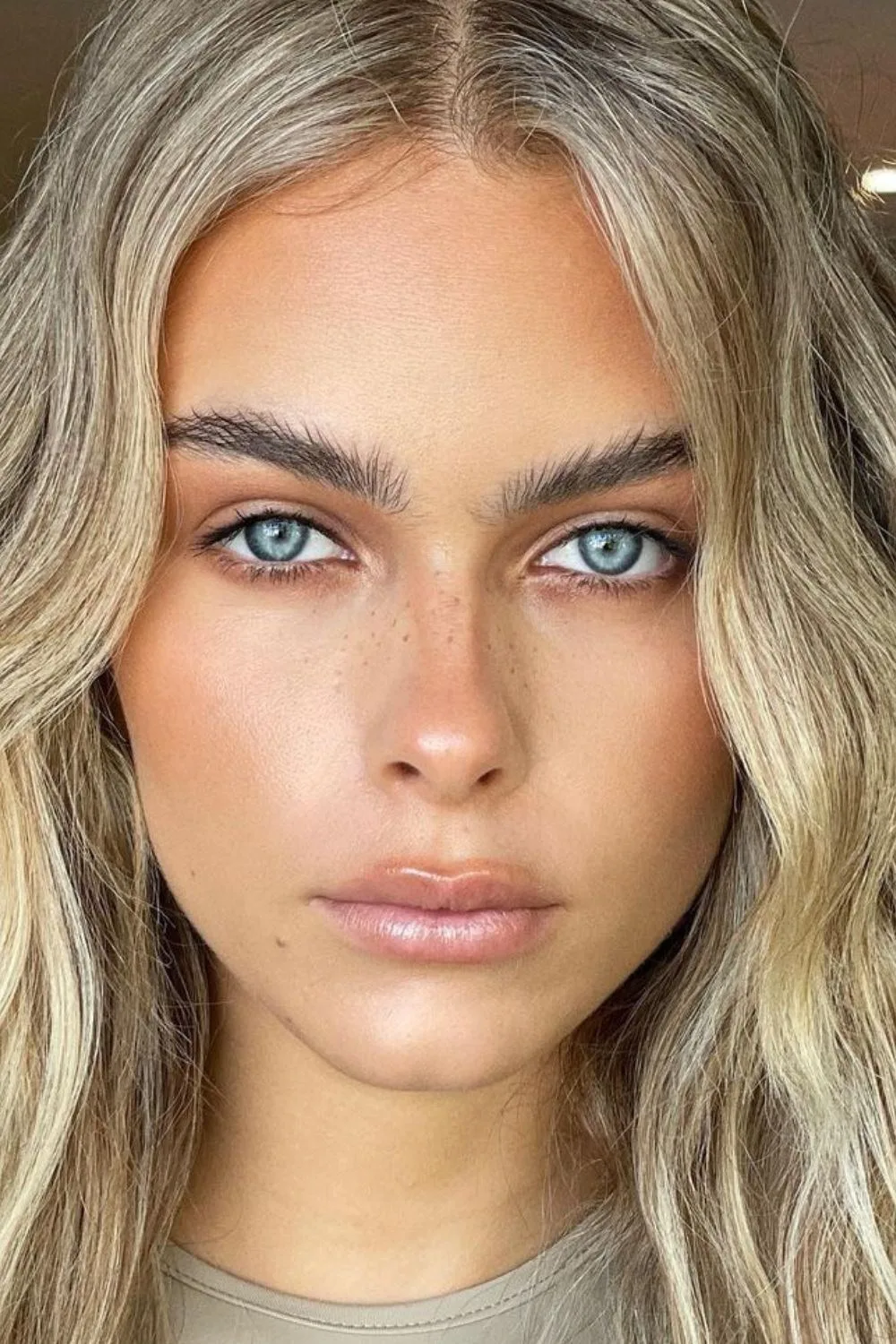 Latte Makeup Trend: How To Get The Look At Home And What Products To Use
