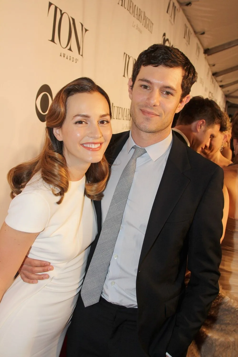 Leighton Meester & Adam Brody’s Complete Relationship Timeline