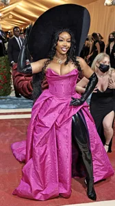 Everything To Know About SZA And Her Australian Concert | marie claire
