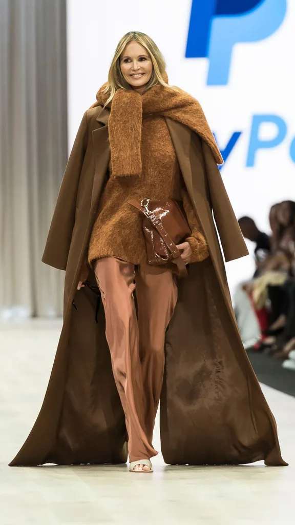 Elle Macpherson Returns To The Runway At Melbourne Fashion Week | marie ...