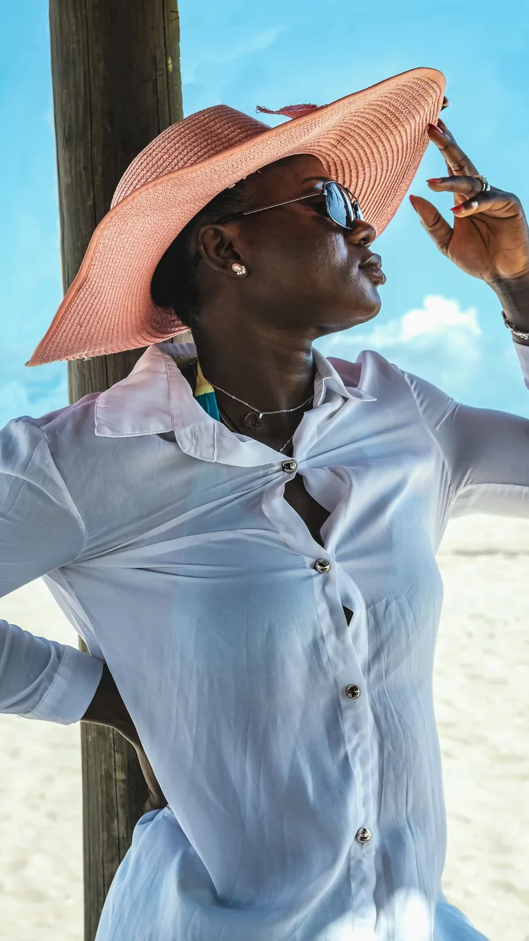 It's Time To Ban The Tan. Why Sun Tanning Is Off Our It-List | marie claire