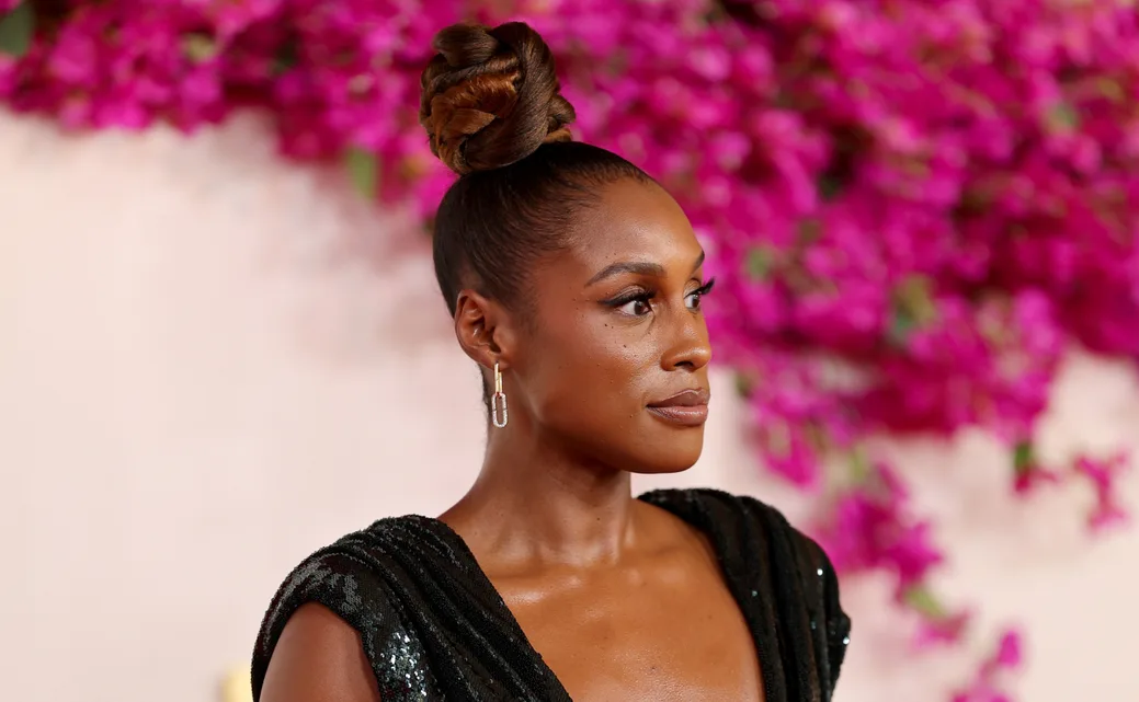 Best Flight Skincare: Must-Have Skin Products For Plane Travel