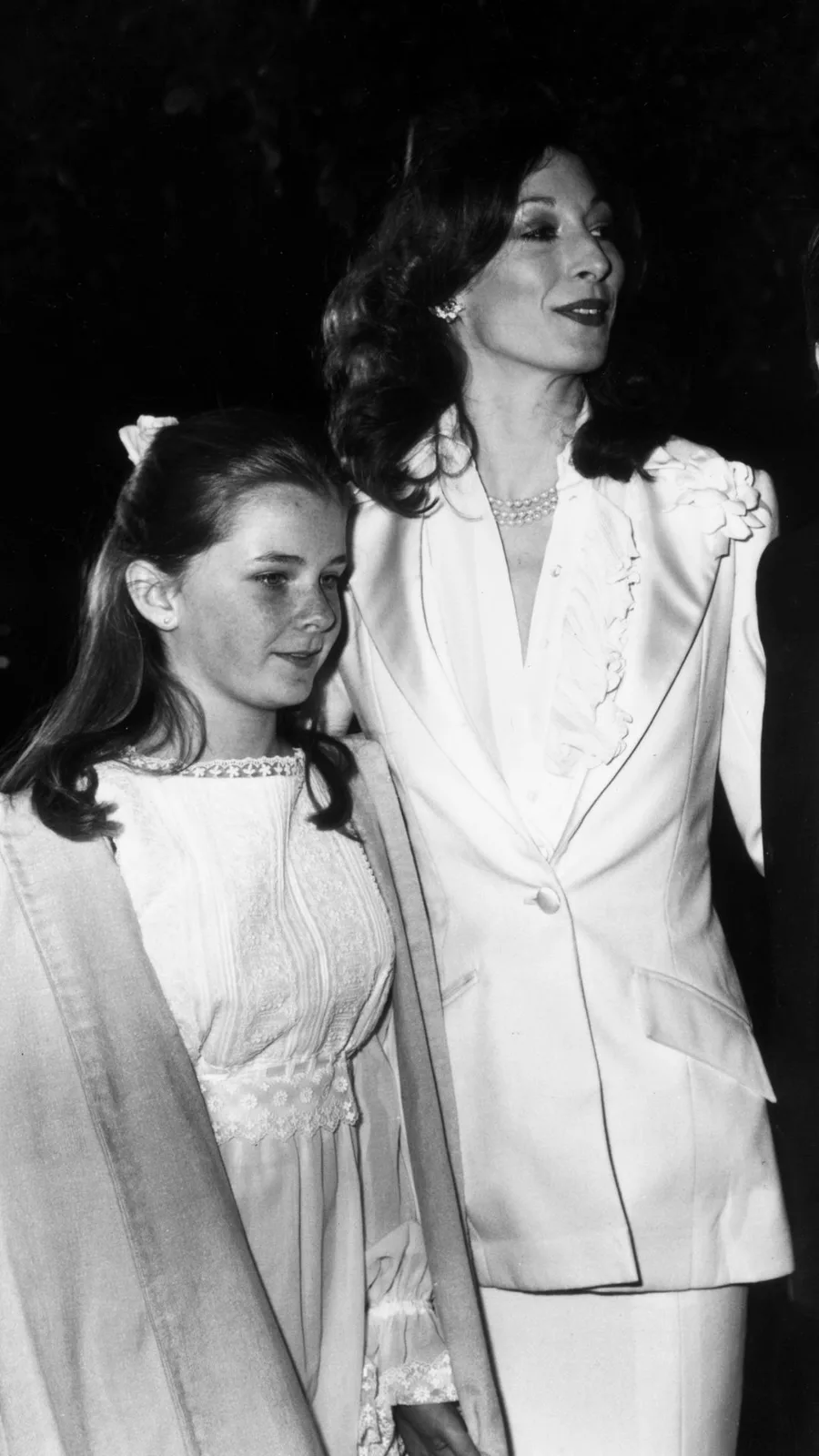 Anjelica Huston’s Most Iconic Fashion Moments| marie claire