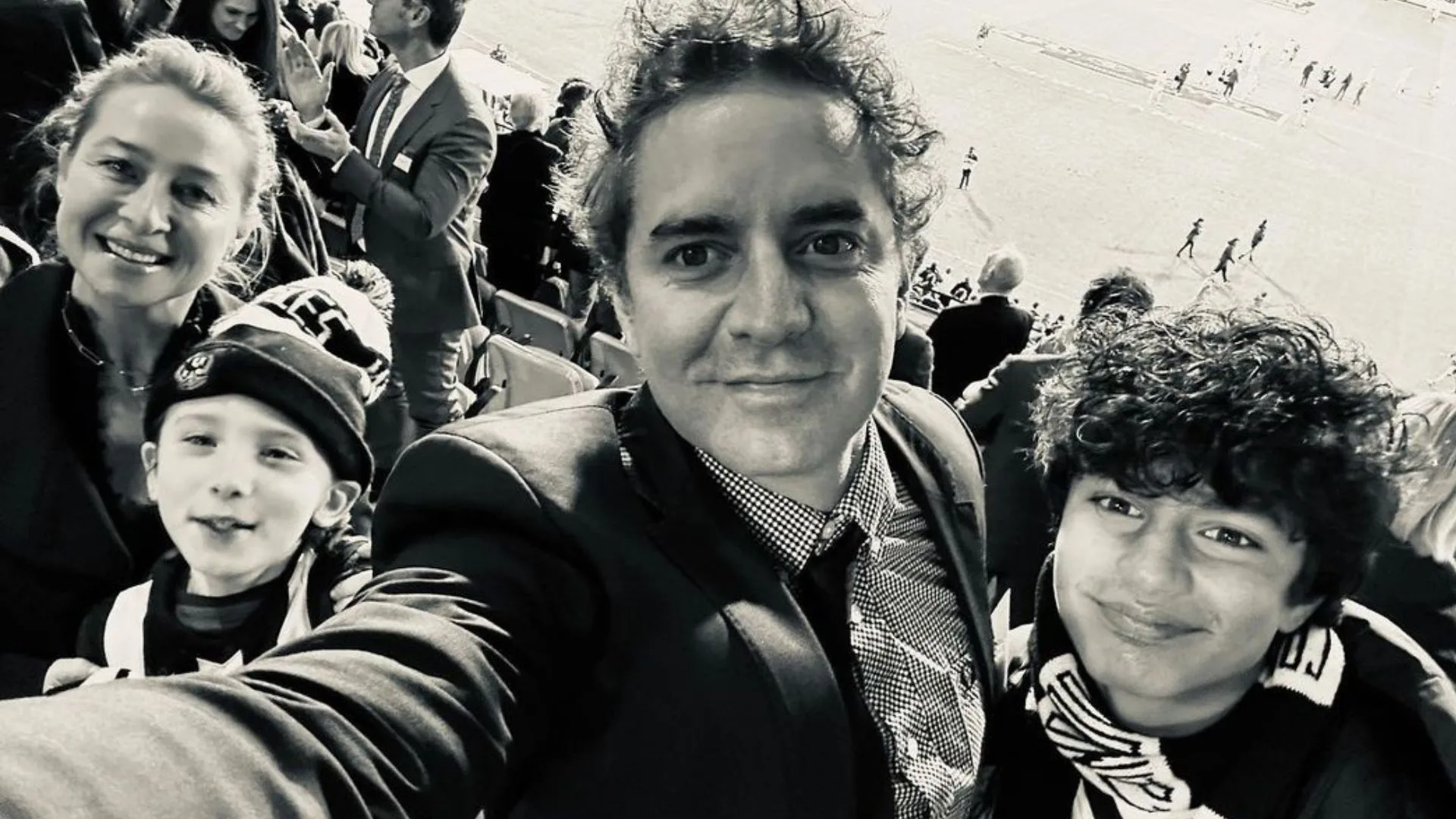 Inside Asher Keddie's Family Life With Her Husband And Children | marie claire