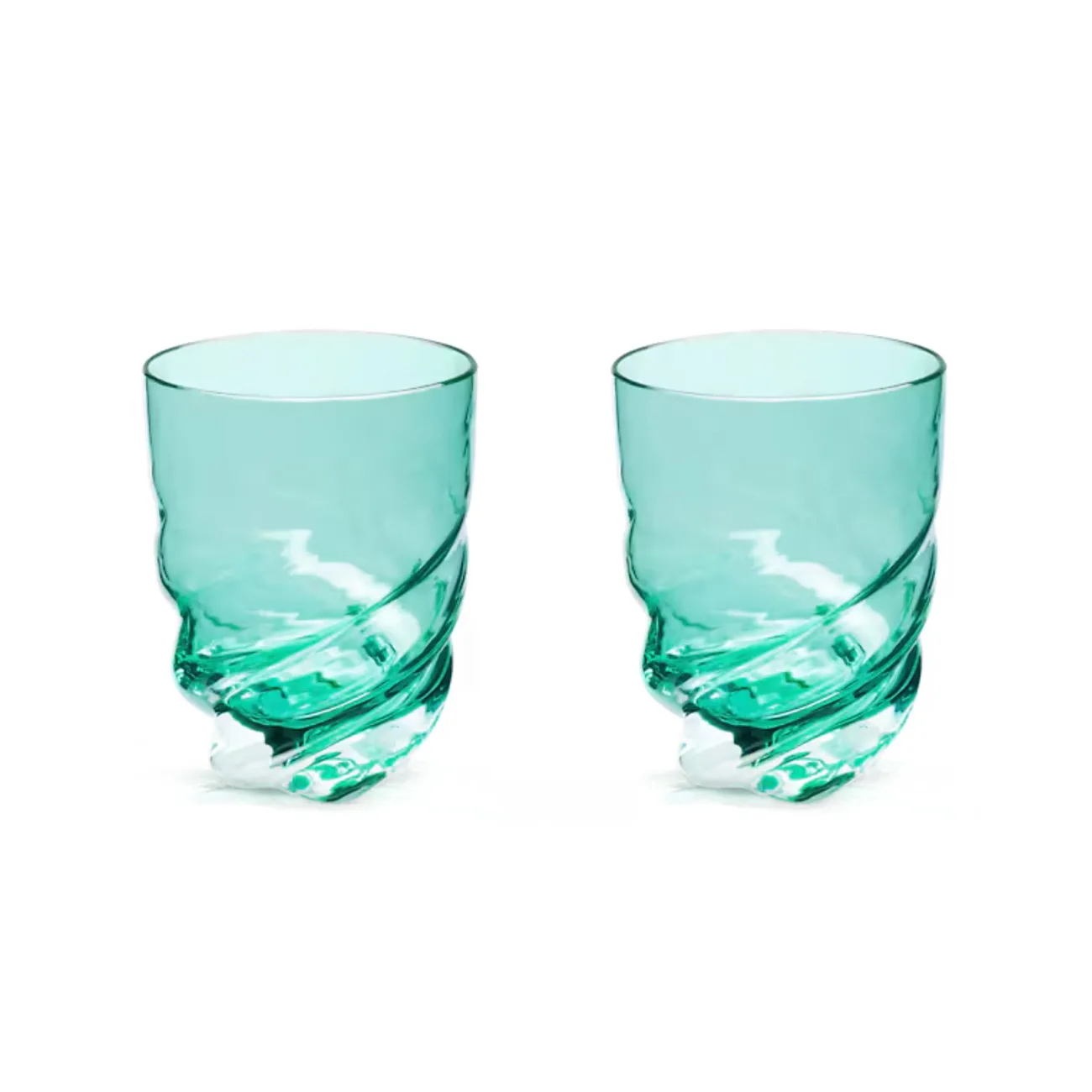 Chic Cocktail Glasses For Your Dinner Parties & Tablescapes | marie claire