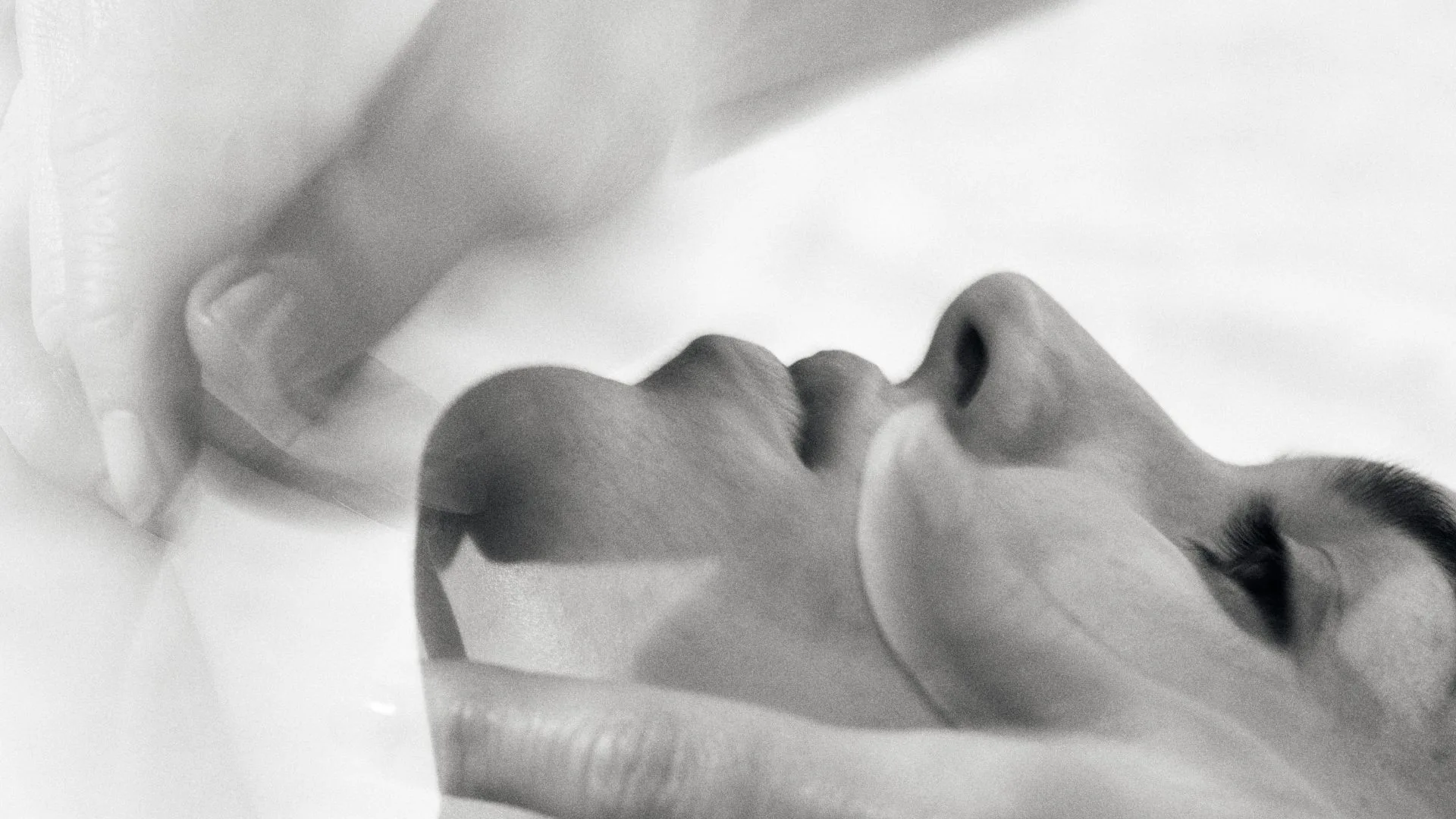 Here Are The Benefits Of Facial Massage