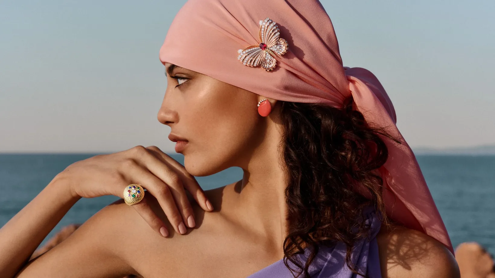 Van Cleef & Arpels new Treasure Island collection is dazzling