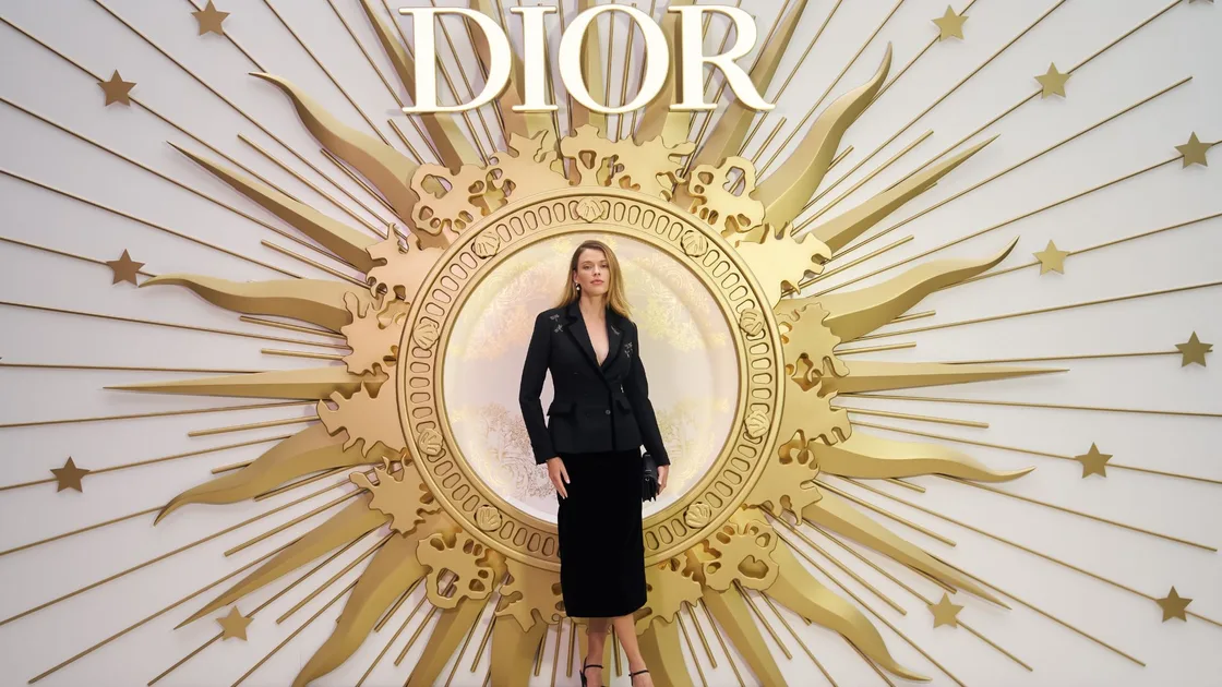 Dior's Versailles-Inspired Gala Was A Fashion Dreamscape | marie claire