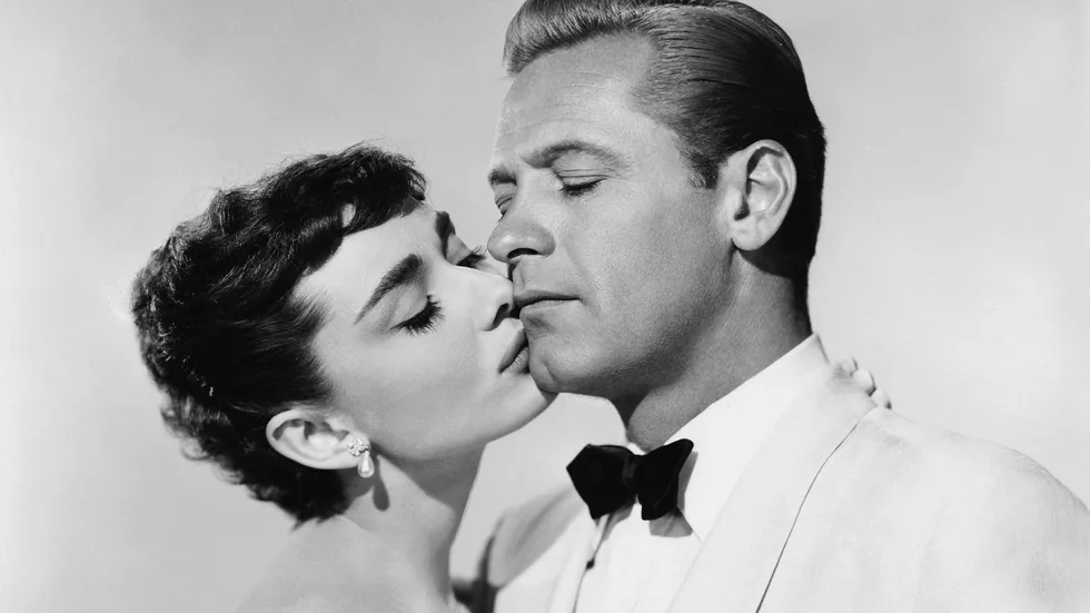 What Is Limerence? The Signs Of Romantic Obsession, Explained | marie ...