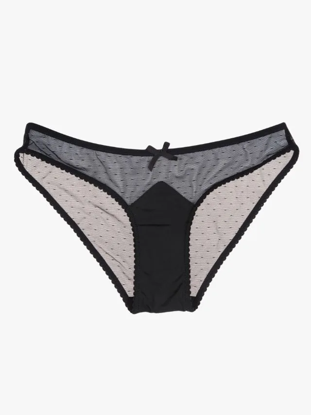 The OneTwo Lingerie Sale Features Up to 50% Off Bras And Undies