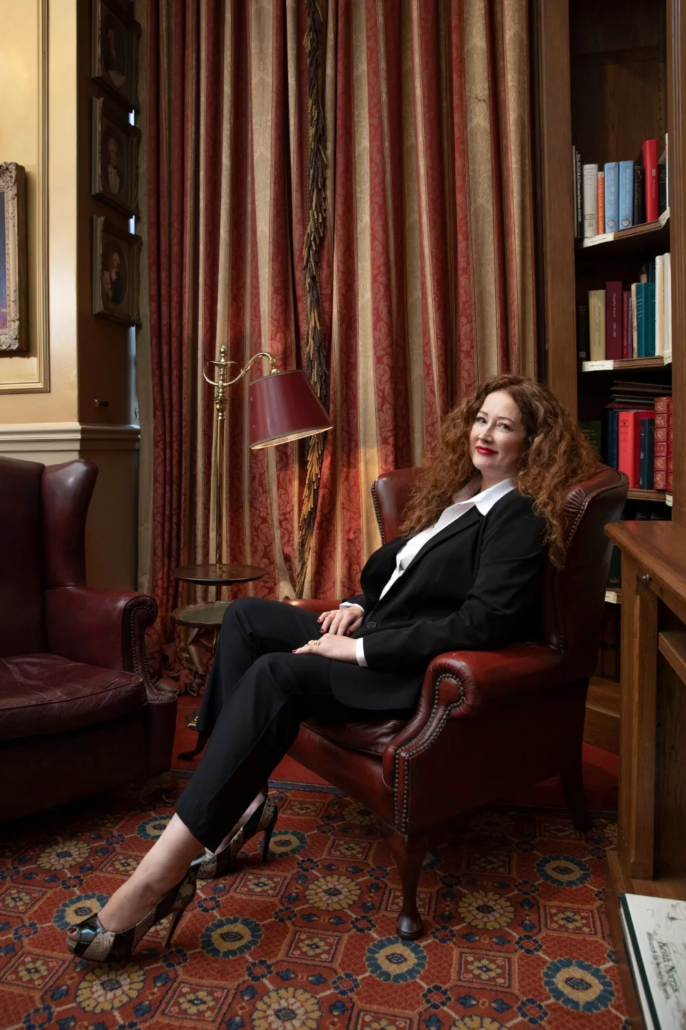 What Is It Really Like Inside A Gentleman's Club? The Reality Might ...