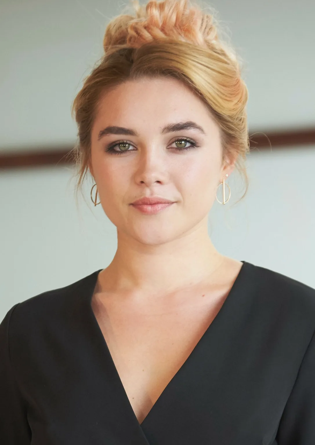 Florence Pugh's Surprising Beauty Evolution Through The Years