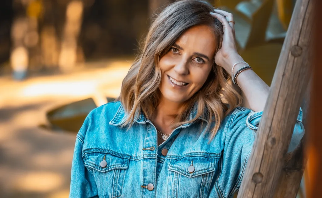 How Author & Entrepreneur Lisa Messenger Gets It Done