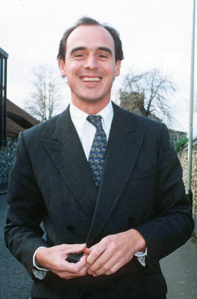 All Of Princess Diana's Lovers Who Stole Her Heart From 1981-1997
