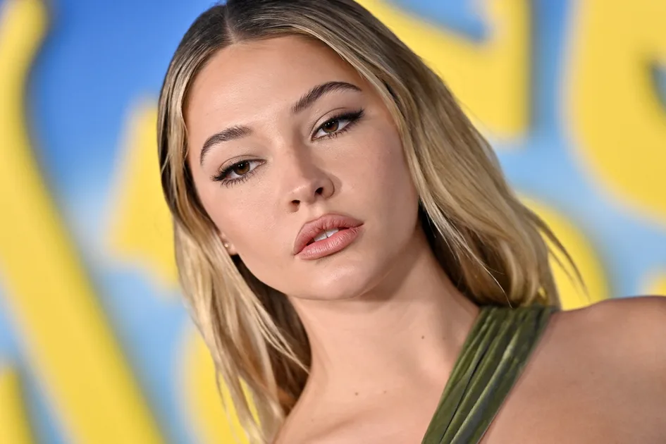 Madelyn Cline On 'Knives Out 2', Returning To 'Outer Banks' & Why She's ...