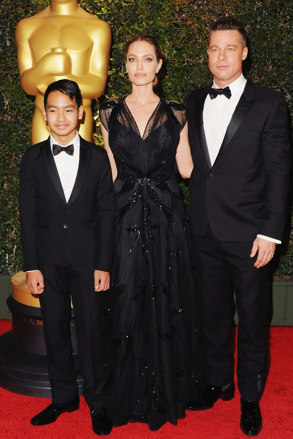 Angelina Jolie Was Spotted Having Lunch With David De Mayer Rothschild