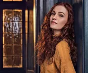 Outlander Cast: Character Guide And Backgrounds For Each Season