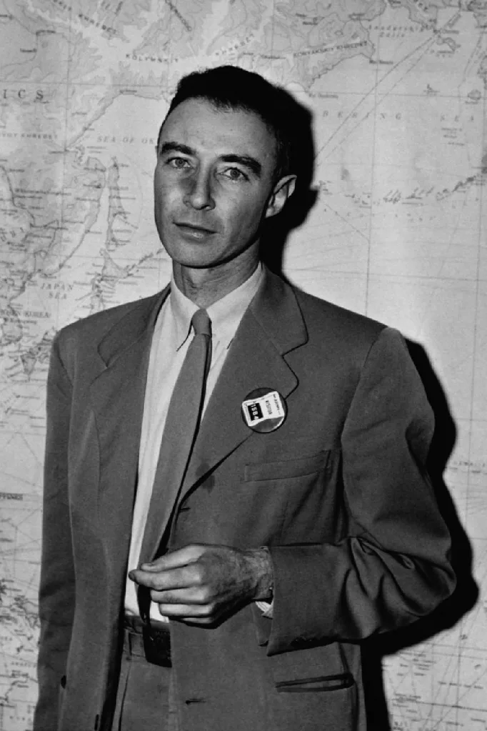 Is 'Oppenheimer' A True Story? What Christopher Nolan's Film Gets Right ...