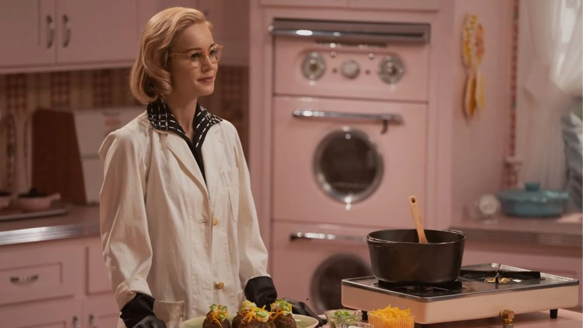 'Lessons In Chemistry': Where To Watch, Cast & Release Date