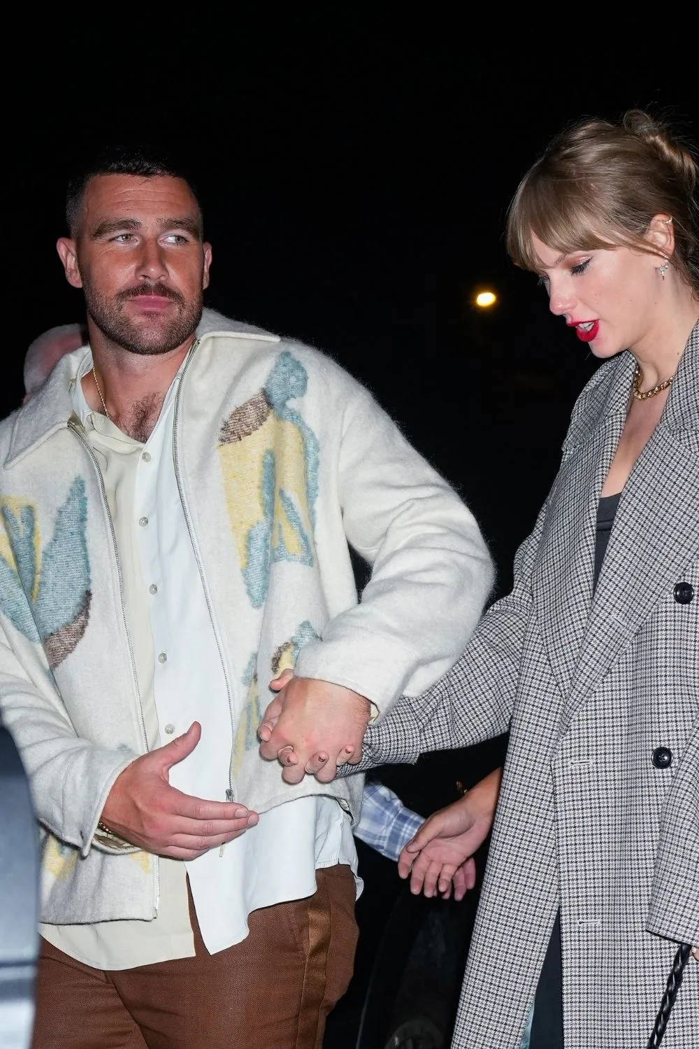 Taylor Swift & Travis Kelce's Complete Dating Timeline | marie claire