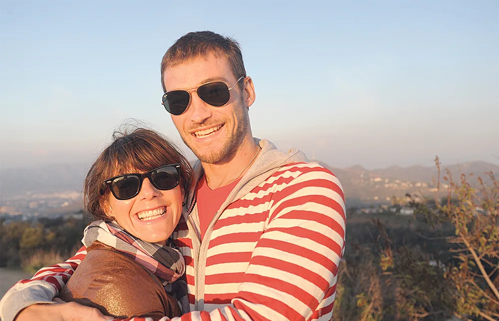Andy Whitfield’s Wife Recounts The Heartbreaking True Story Of His ...