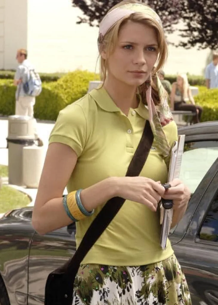 25 Of The Best Looks From 'The O.C.' That We Still Love