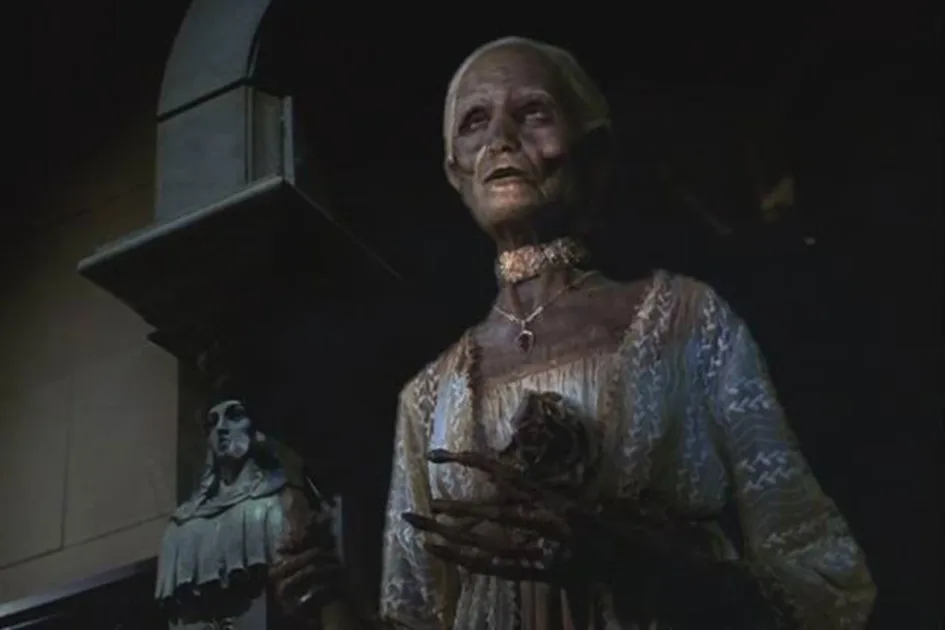 Stephen King's 'Rose Red' Is The Haunted House Miniseries You’ve Never ...