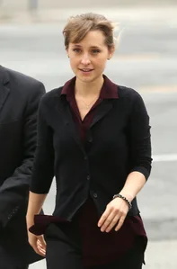 11 Celebrities Who Have Been Linked To Cults