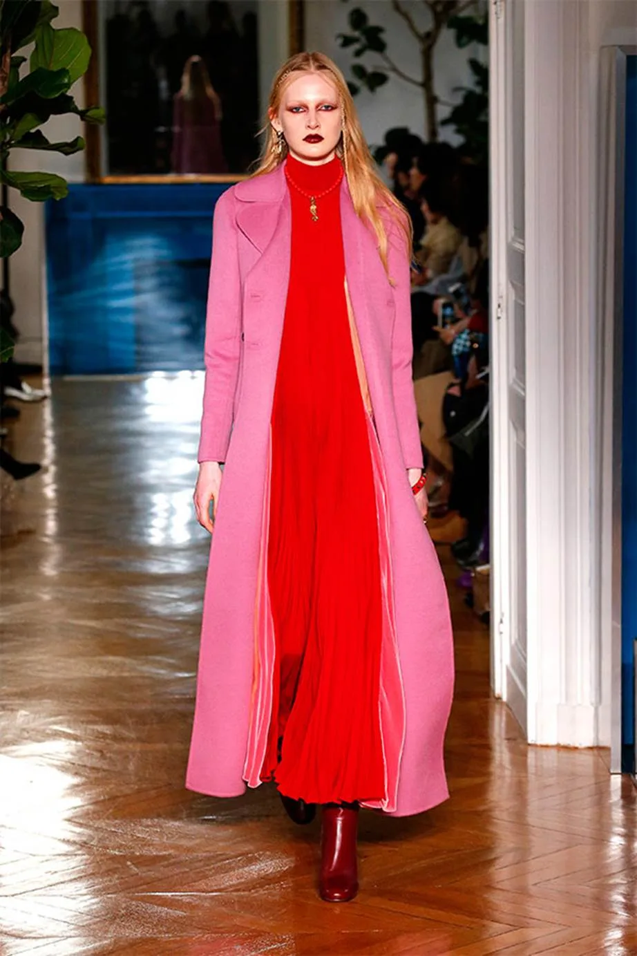 How To Wear Pink And Red Together