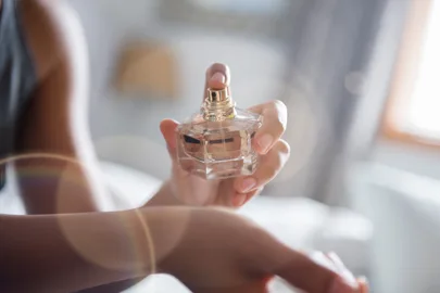 French Perfume: 15 Best Perfume Brands From France