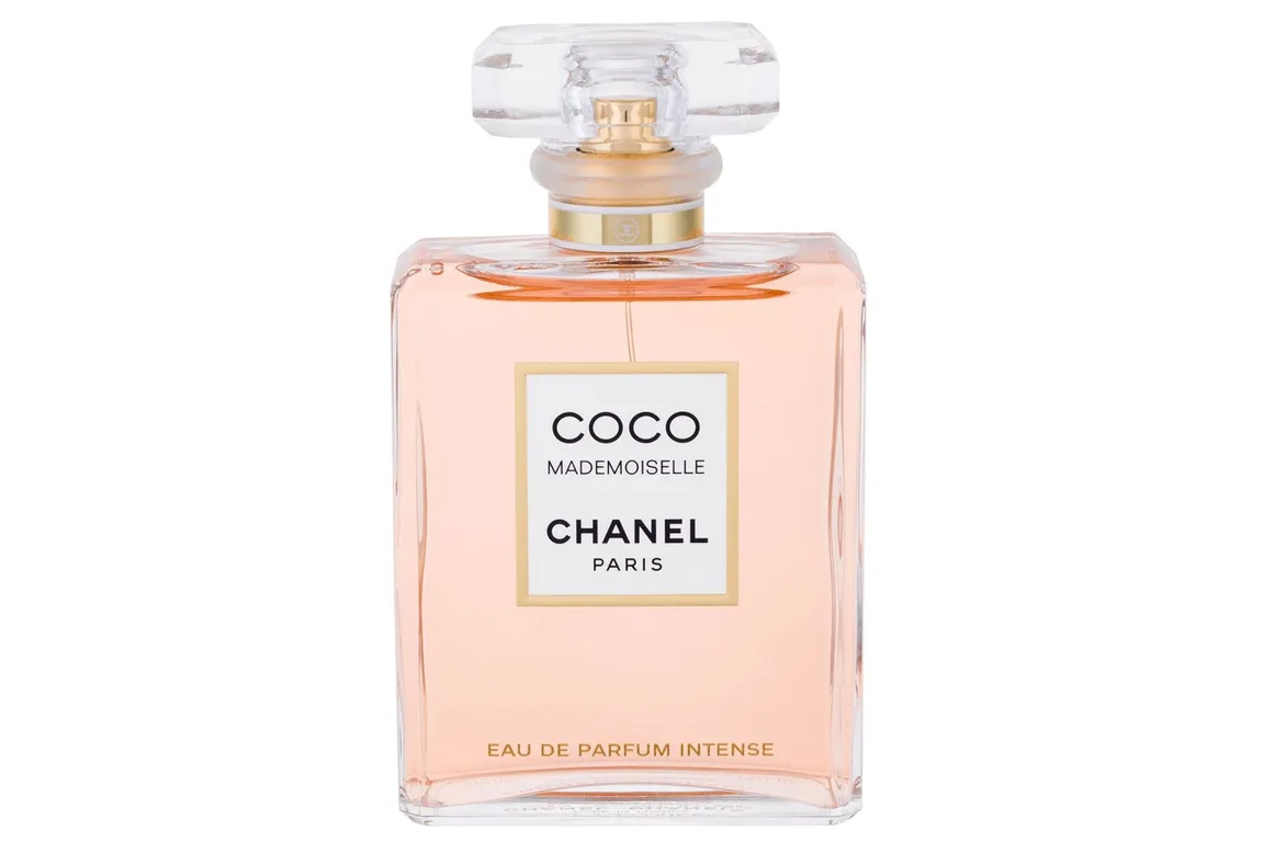 French Perfume: 15 Best Perfume Brands From France