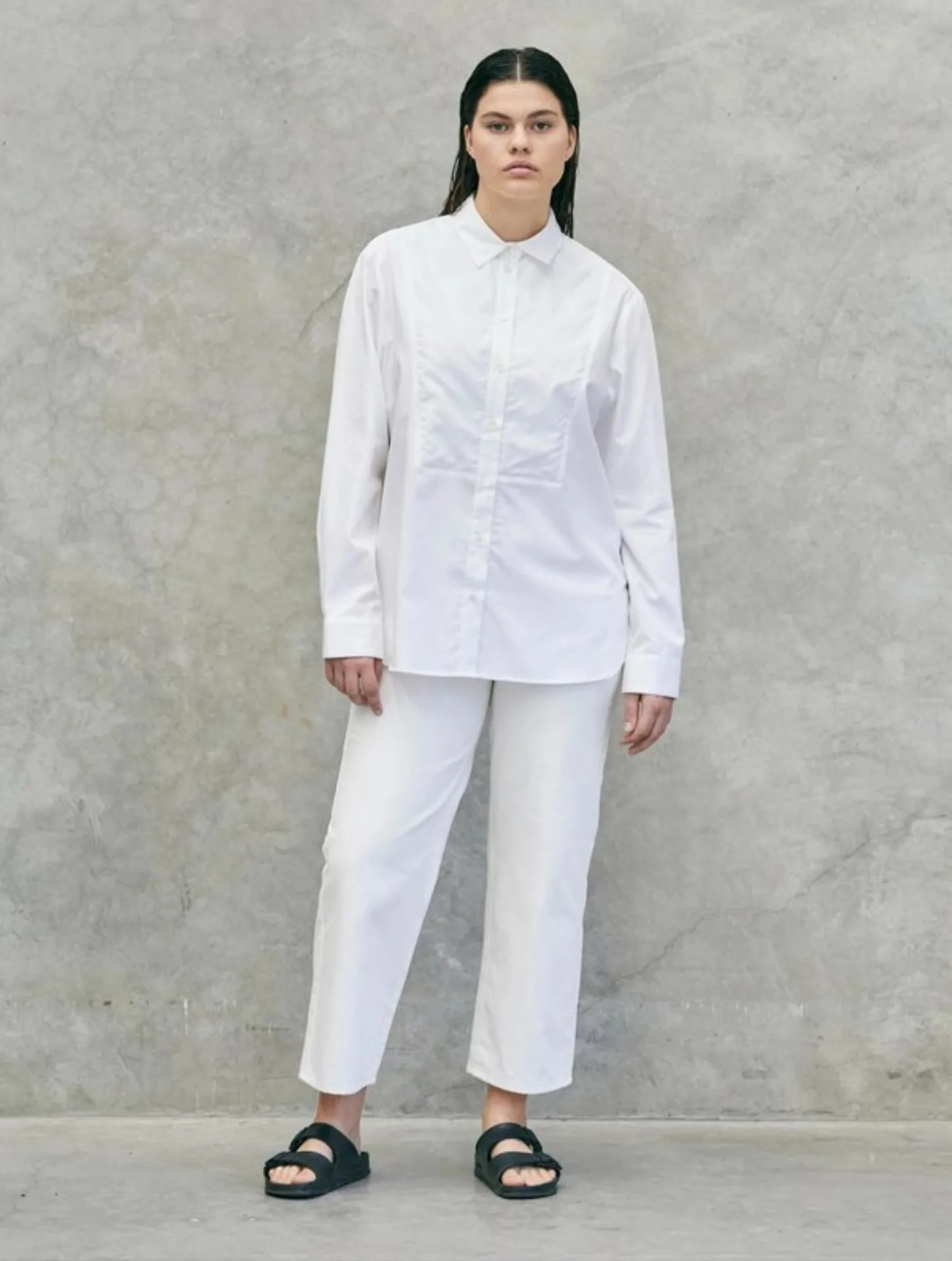 10 White Women's Shirts That Will Look And Feel Perfect