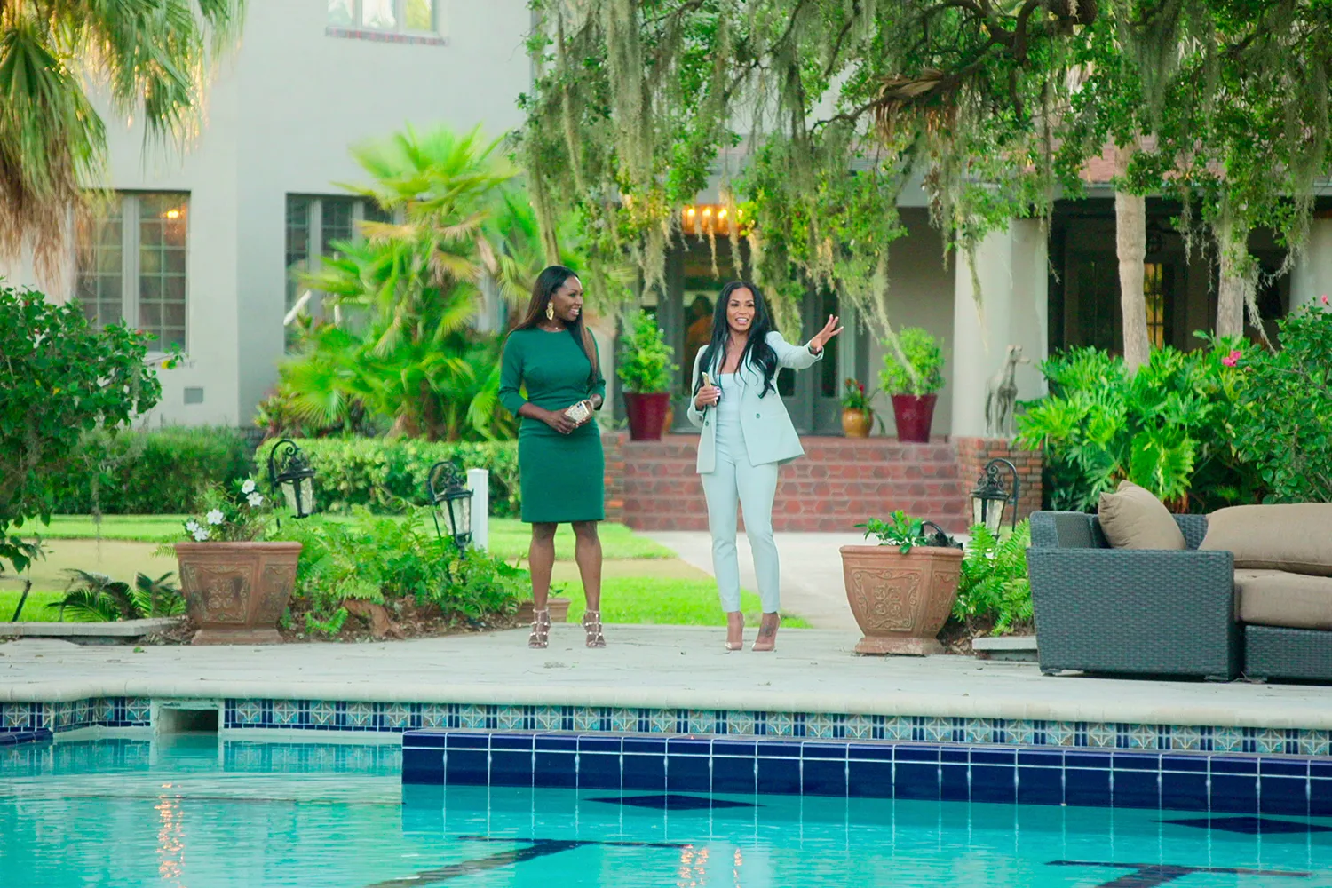 'Selling Tampa': Plot, Cast, Trailer & Release Date