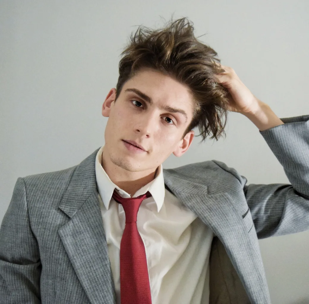 Netflix's 'Brazen': Here's Where You've Seen The Cast Before