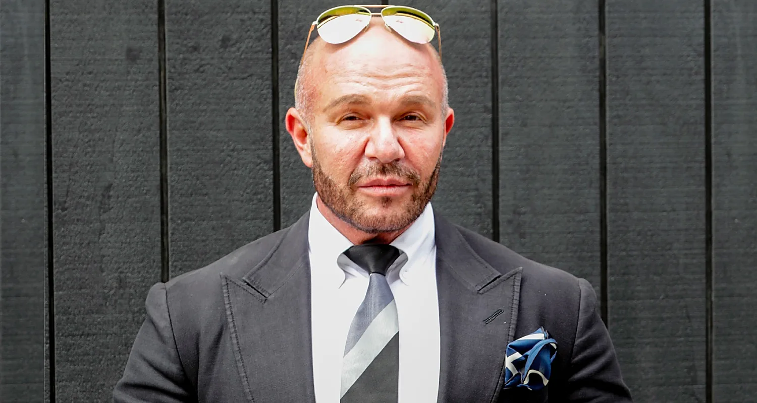 Alex Perry Shares His Expert (And Seriously Clever) Tip For Choosing ...