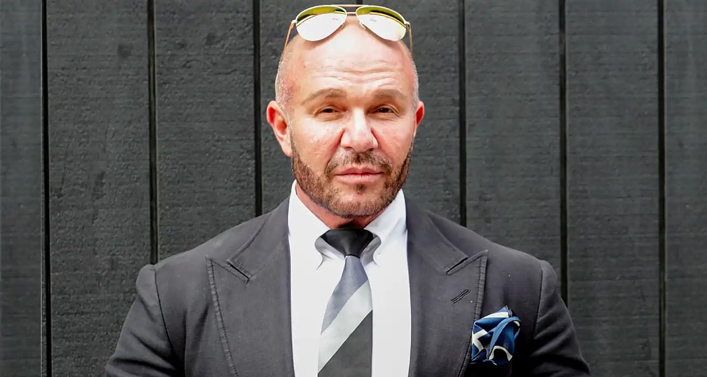 Alex Perry Shares His Expert (And Seriously Clever) Tip For Choosing ...