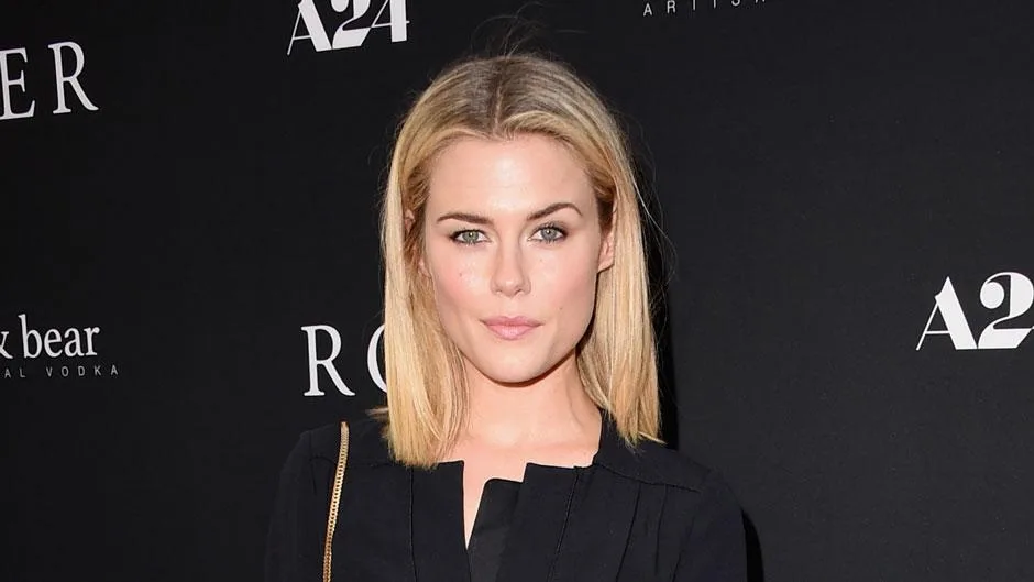 Super Rachael: Celebrity Fashion and Style Insights | ELLE