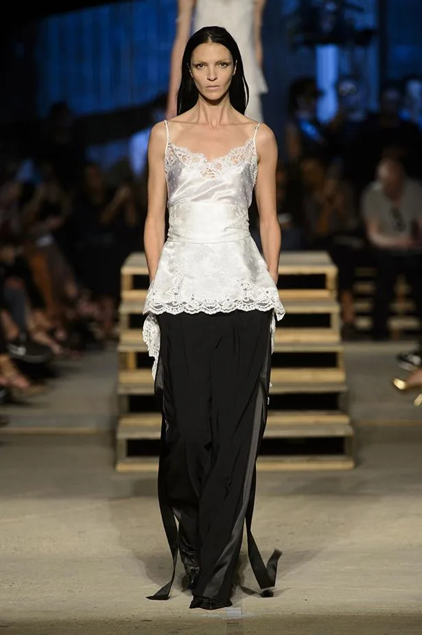 11 models inspiring us to want to wear Givenchy | ELLE