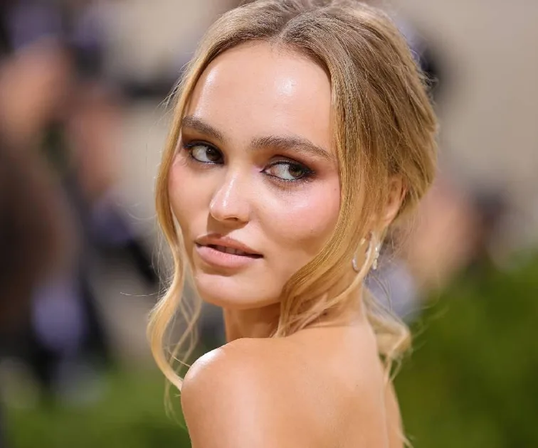 What Did Lily-Rose Depp Wear To Prom?
