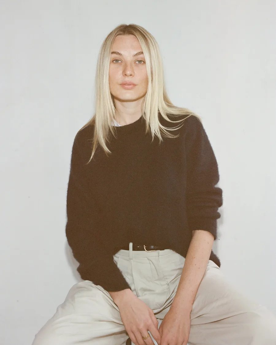 Sandy McIntyre Talks Gender Identity & Australian TV | ELLE