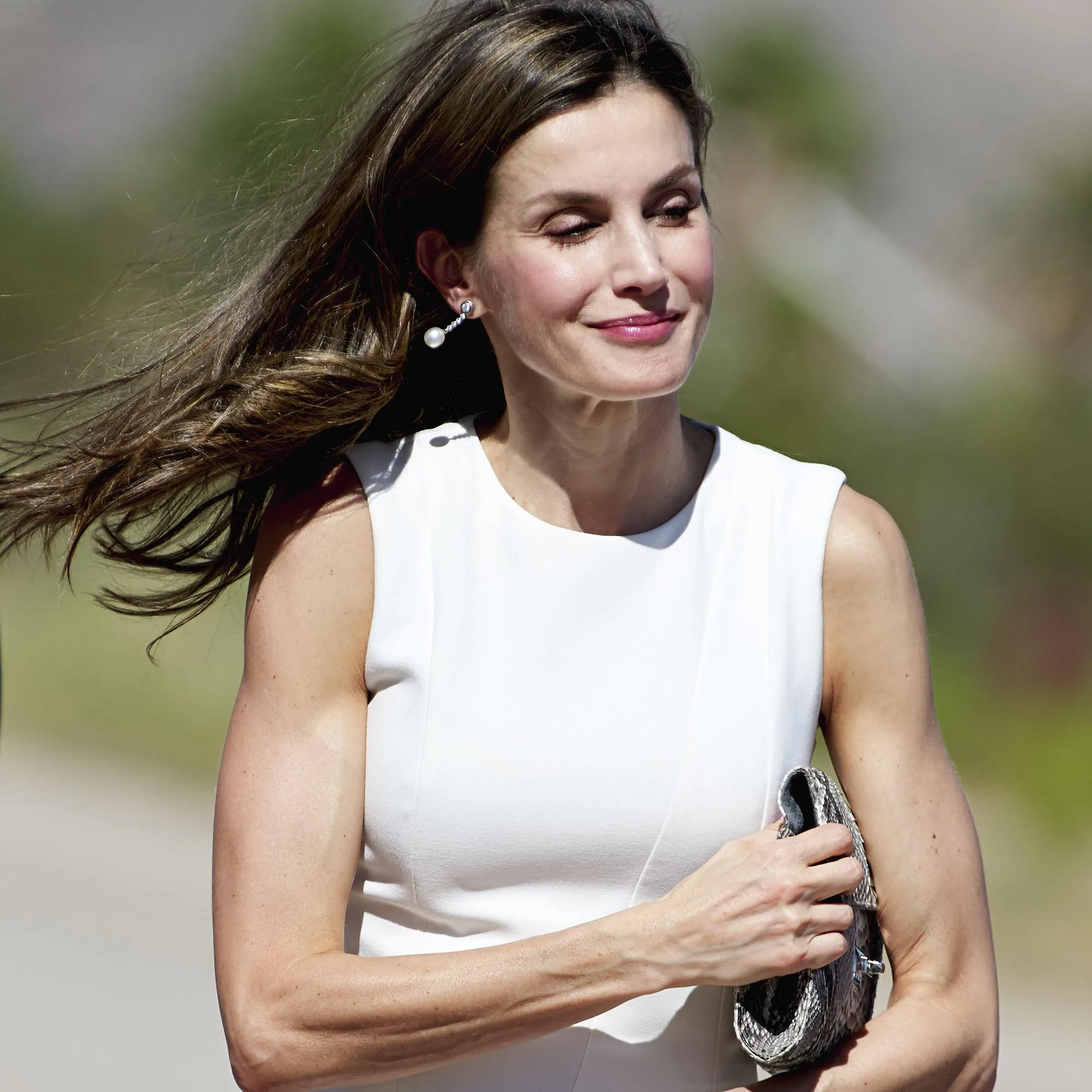 8 Female Celebrities With Amazing Arms