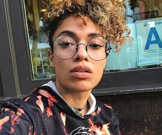 ELLE Q&A With Singer Australian Singer Starley