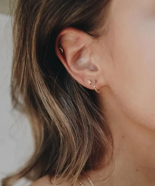 16 Helix Ear Piercings To Inspire Your Next Piercing