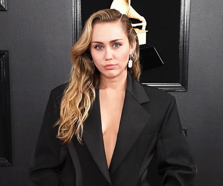 Miley Cyrus Speaks Out About Groping Incident In Barcelona