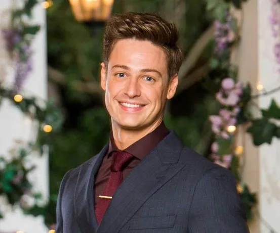 The Best Bachelor Memes & Reactions To Come Out of Episode 1