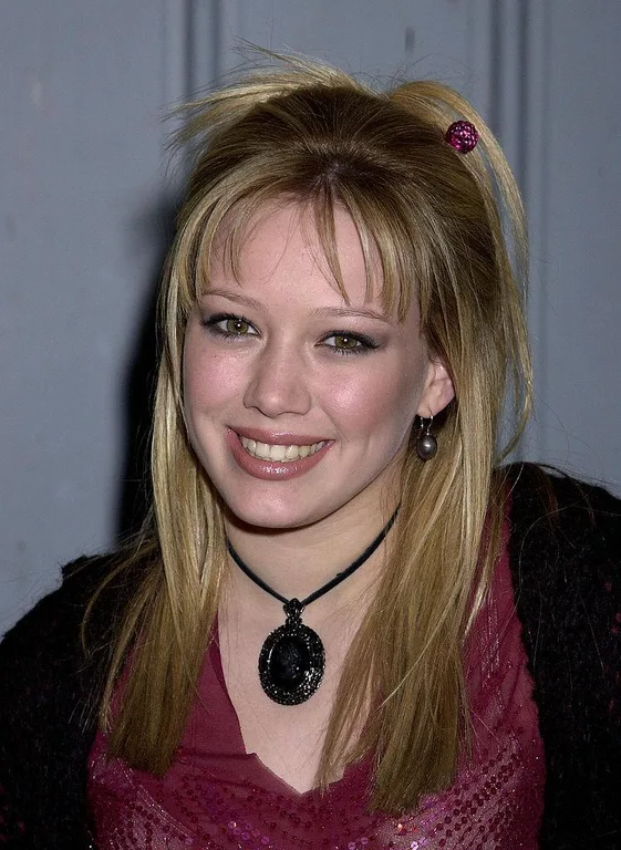 2000s Hairstyles: 15 Haircuts & Colours We All Had