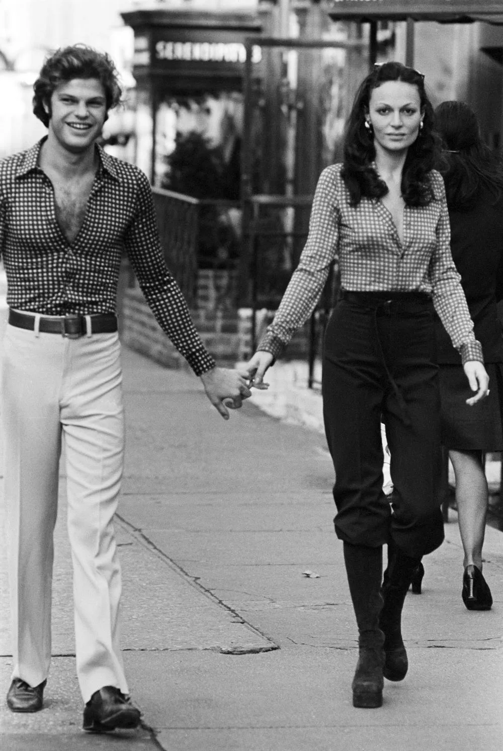 '70s Fashion: 15 Chic Trends That We Still Wear Today